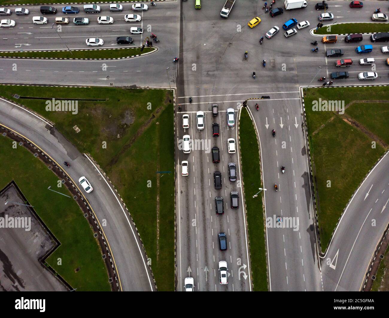 Top down view of road intersection with crowded vehicles Stock Photo ...