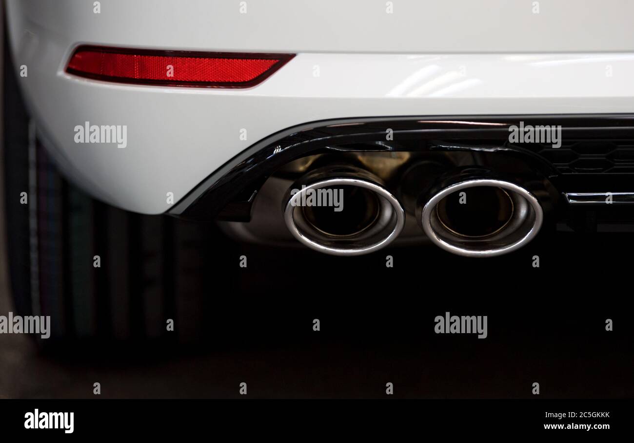 Volkswagen golf r line hi-res stock photography and images - Alamy