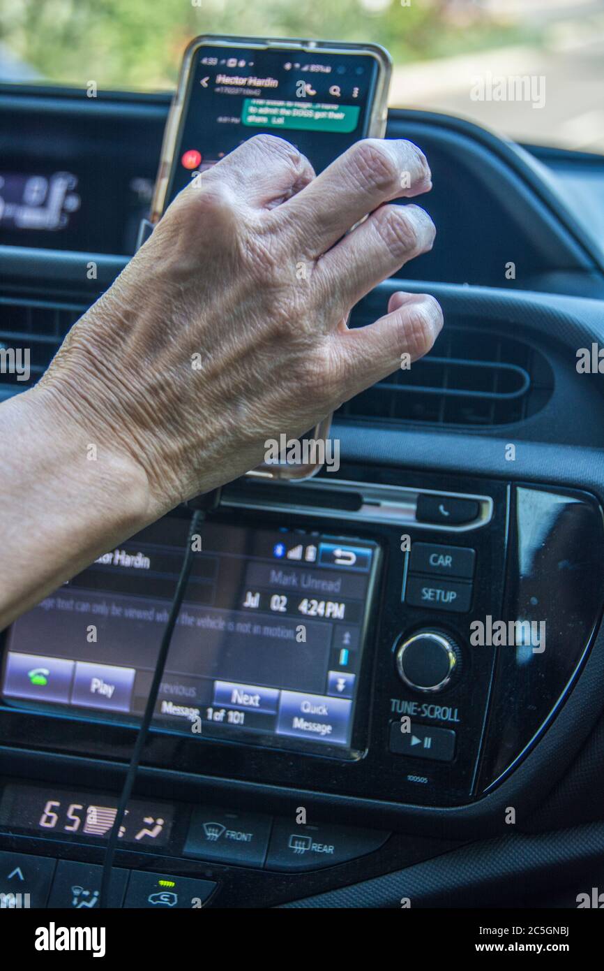 Unsafe driving hi-res stock photography and images - Alamy