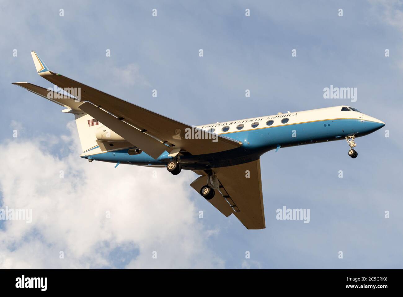 United States Air Force (USAF) Gulfstream Aerospace C-37A Gulfstream V ...