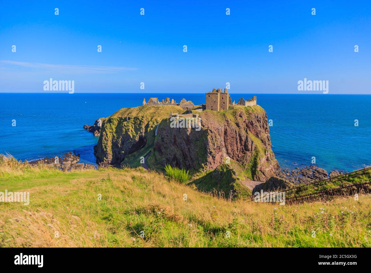 Scottland castle hi-res stock photography and images - Alamy
