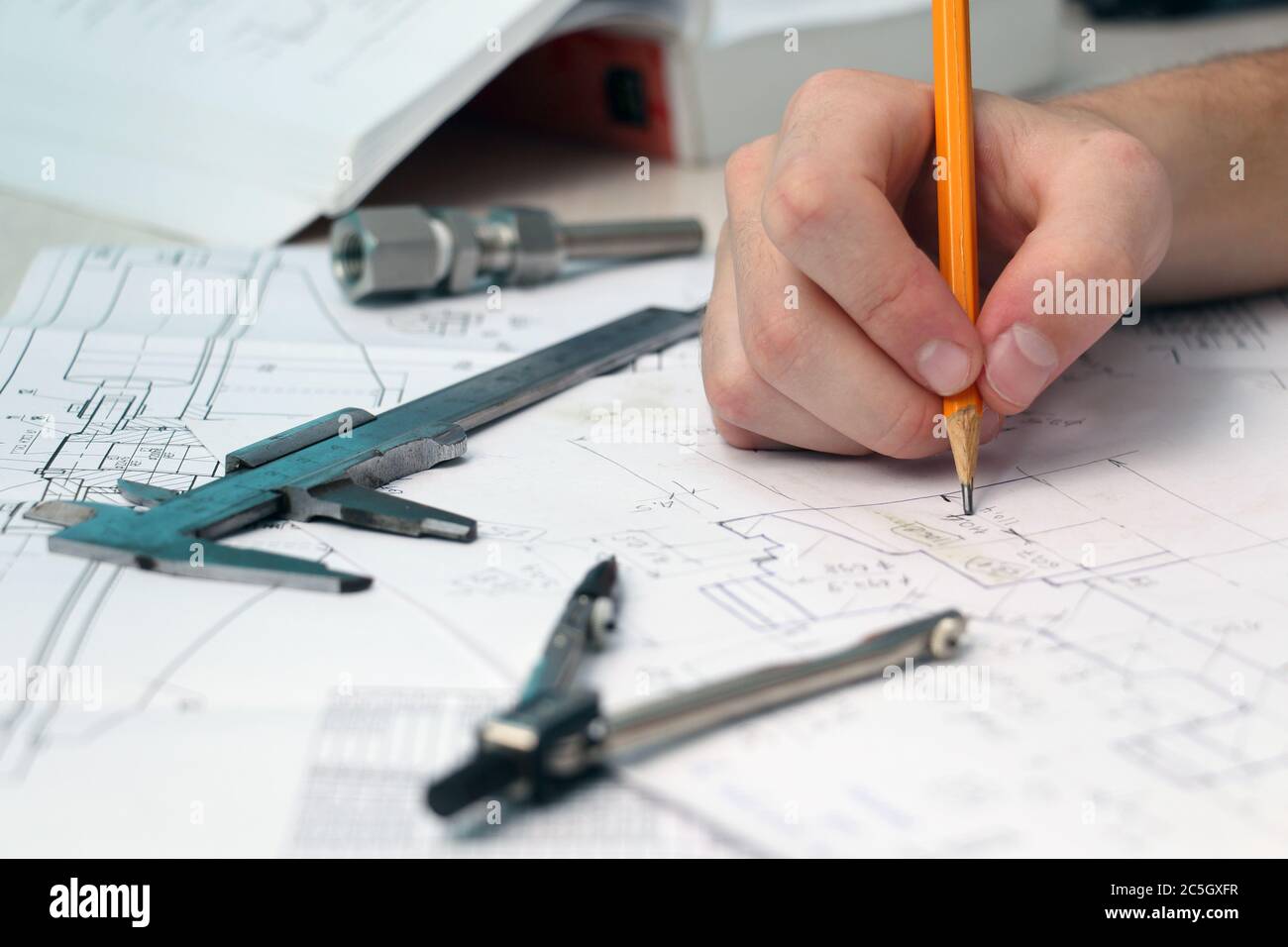 Mechanical pencil compass hi-res stock photography and images - Alamy