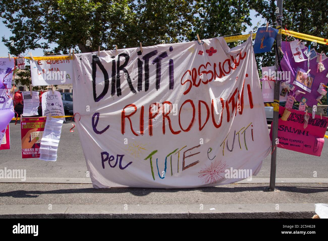 Roma, Italy. 02nd July, 2020. (7/2/2020) Sit-in in Rome, in front of ...