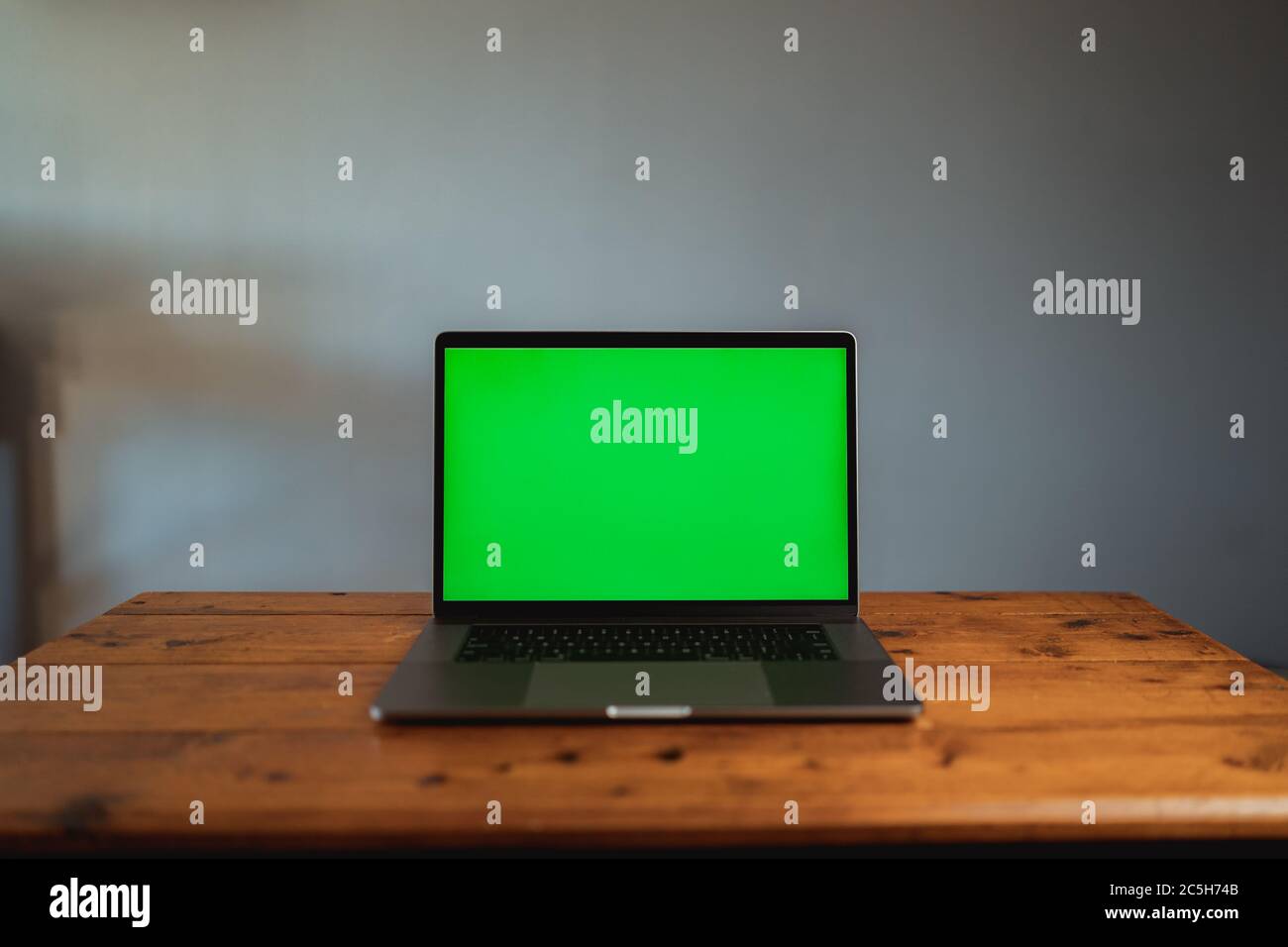 Laptop green screen hi-res stock photography and images - Alamy