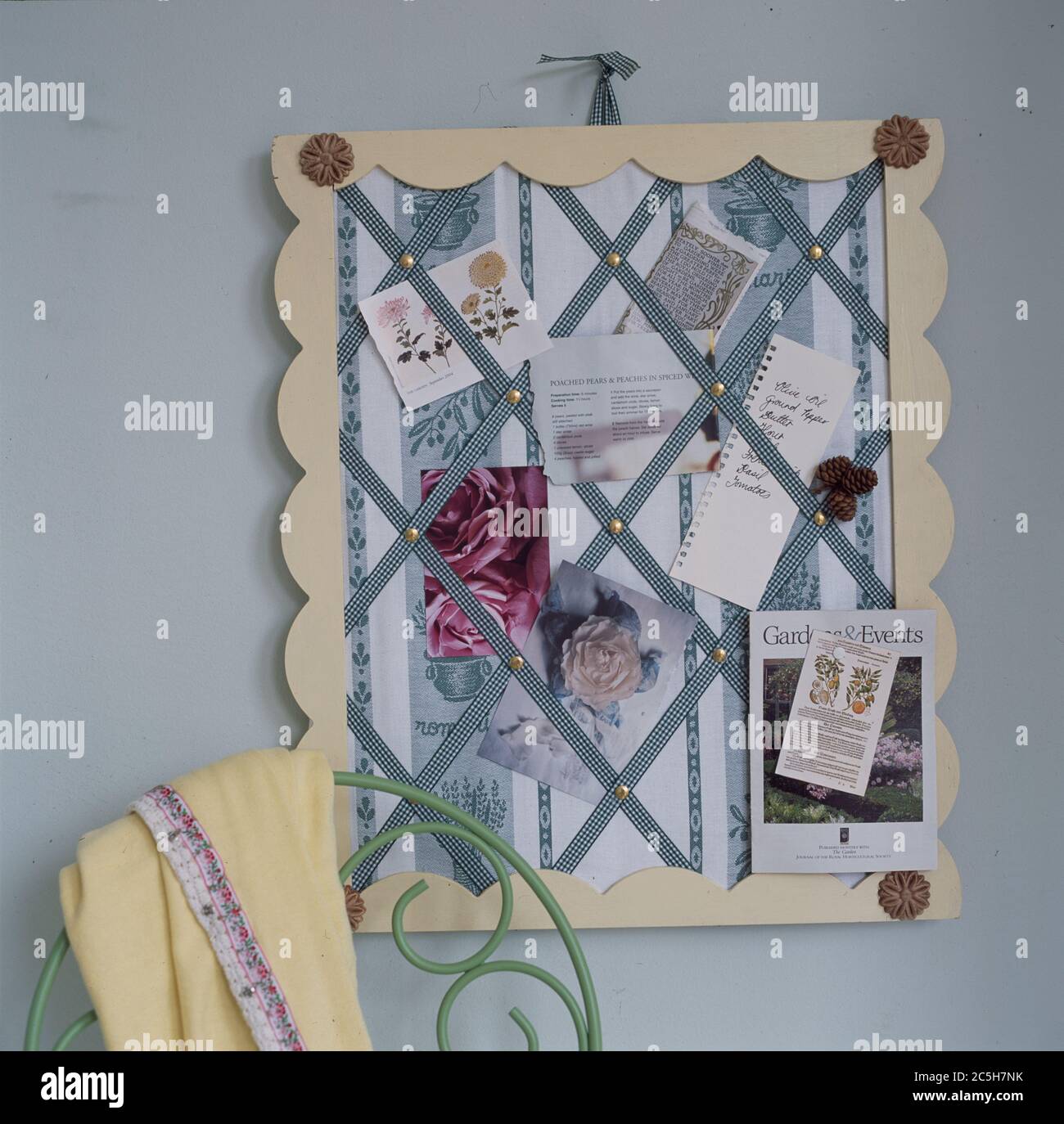 Blue and white noticeboard hi-res stock photography and images - Alamy