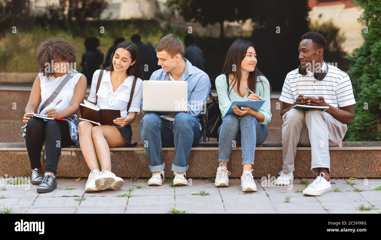 Exam Study. Group Of Interracial Students Preparing For Lectures ...