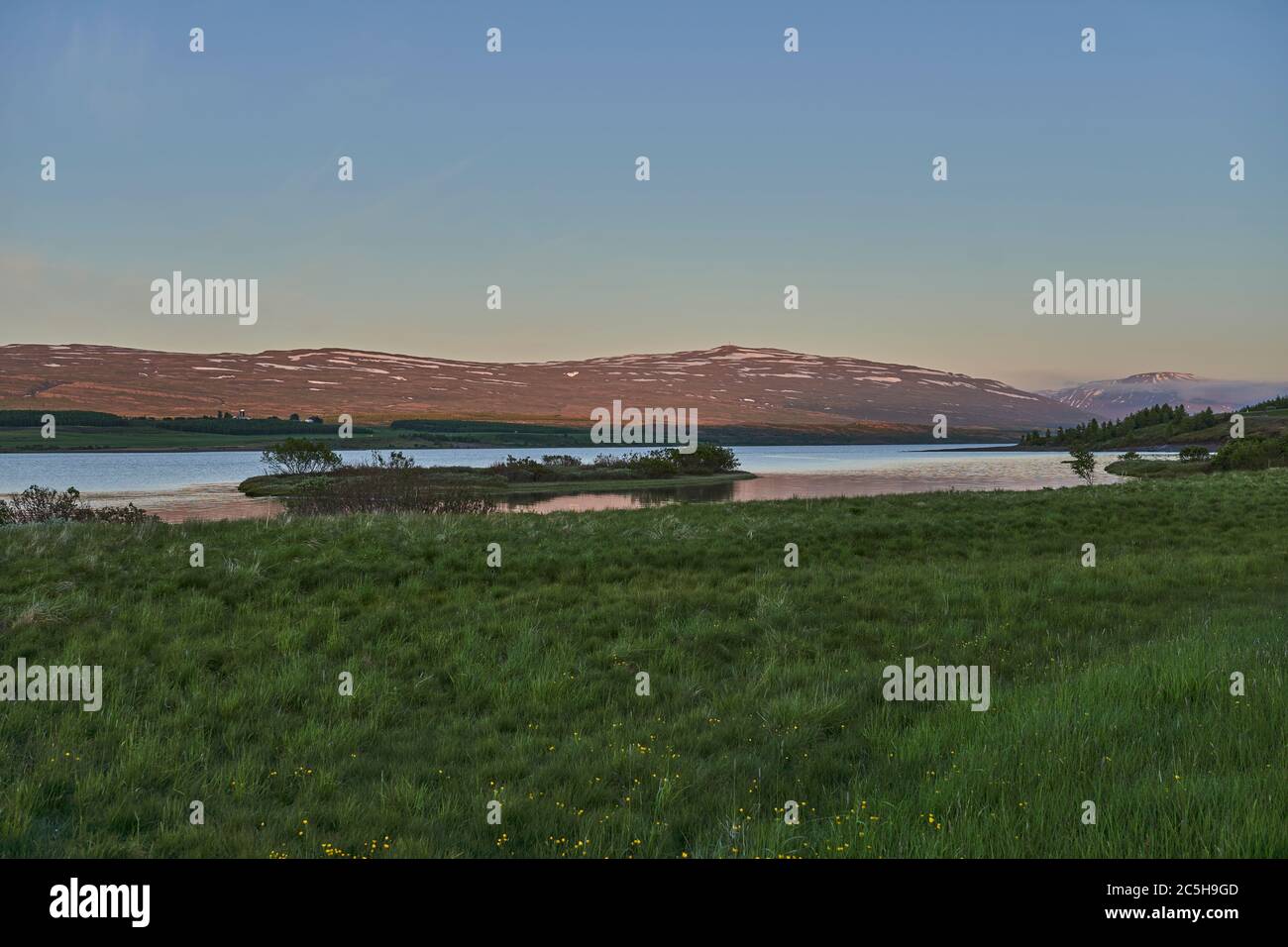 Summer iceland scenery scenic hi-res stock photography and images - Alamy