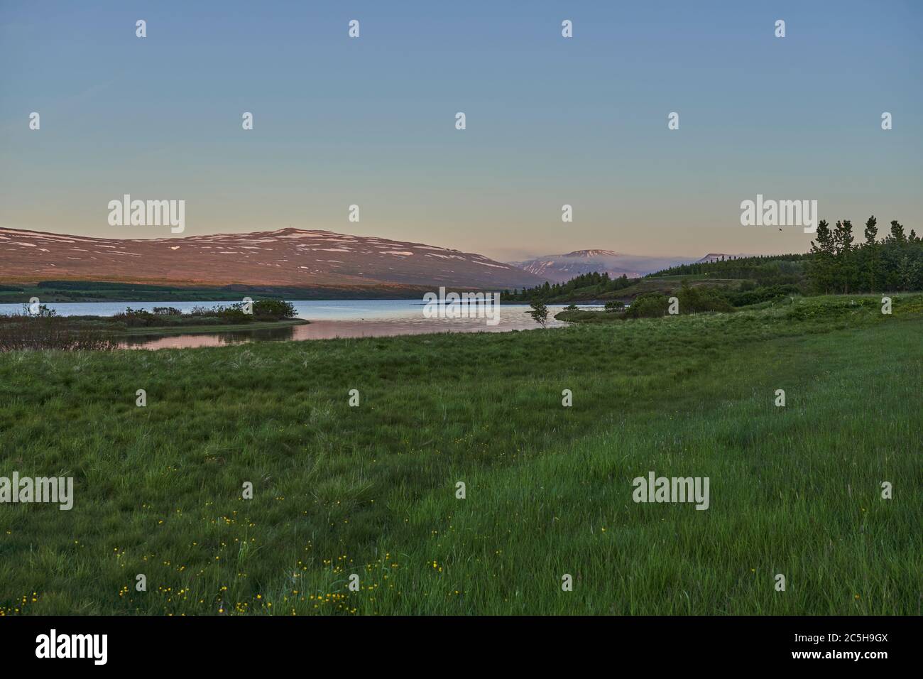 Summer iceland scenery scenic hi-res stock photography and images - Alamy