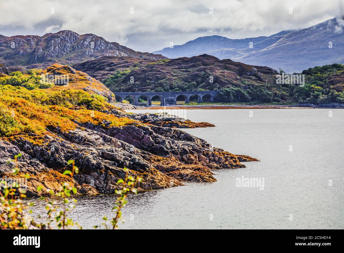 Old stone bridge in scotland hi-res stock photography and images - Alamy