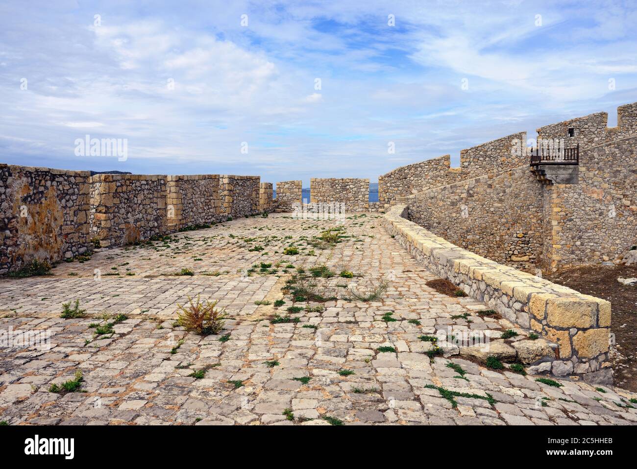Fortress of Neokastro in Pylos, Messinia, Greece Stock Photo - Alamy
