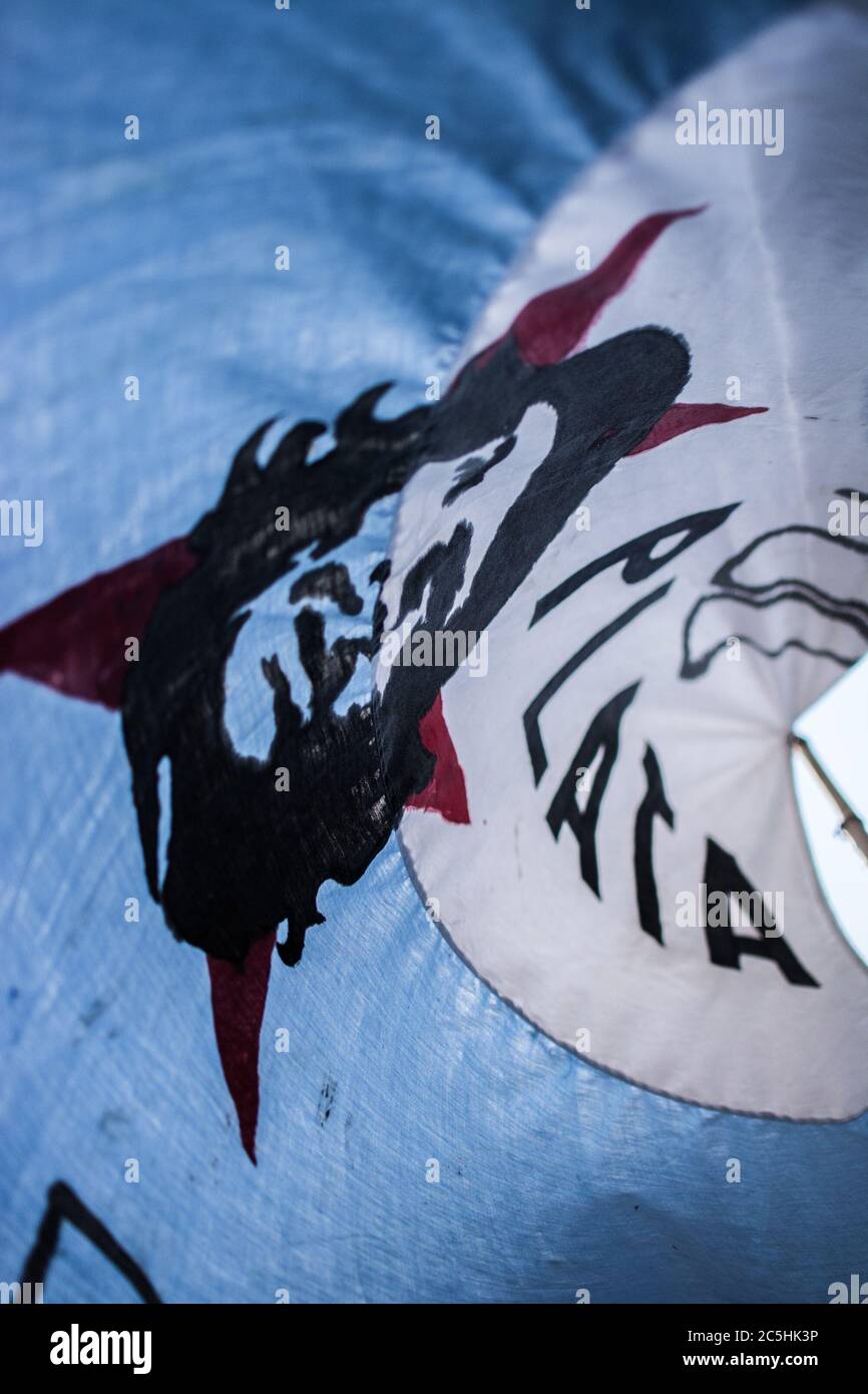 Che Guevara flag in an argentine flag Stock Photo - Alamy