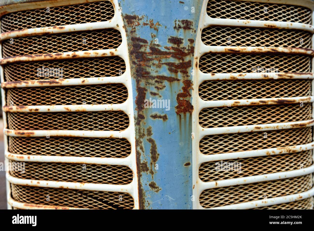 The close up front view of a vintage tractor grill Stock Photo - Alamy