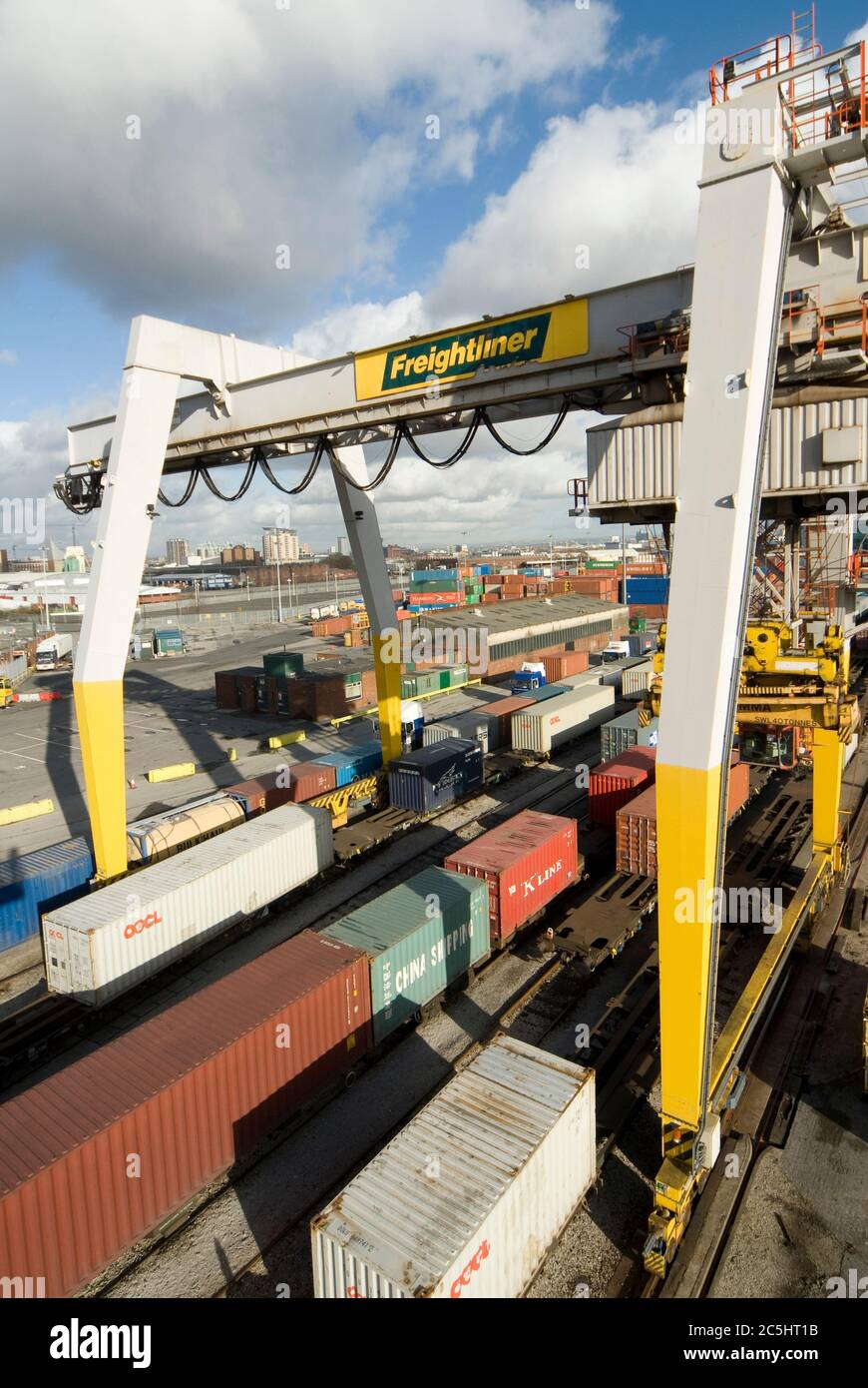 Rail mounted crane and shipping containers at Manchester Euroterminal ...