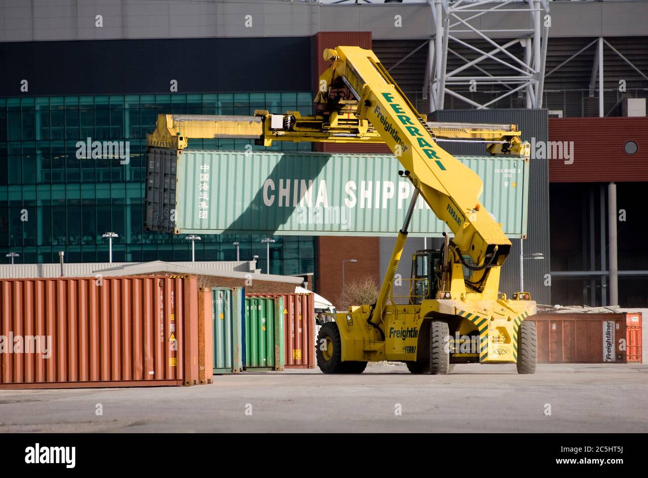 Freightliner depot hi-res stock photography and images - Alamy