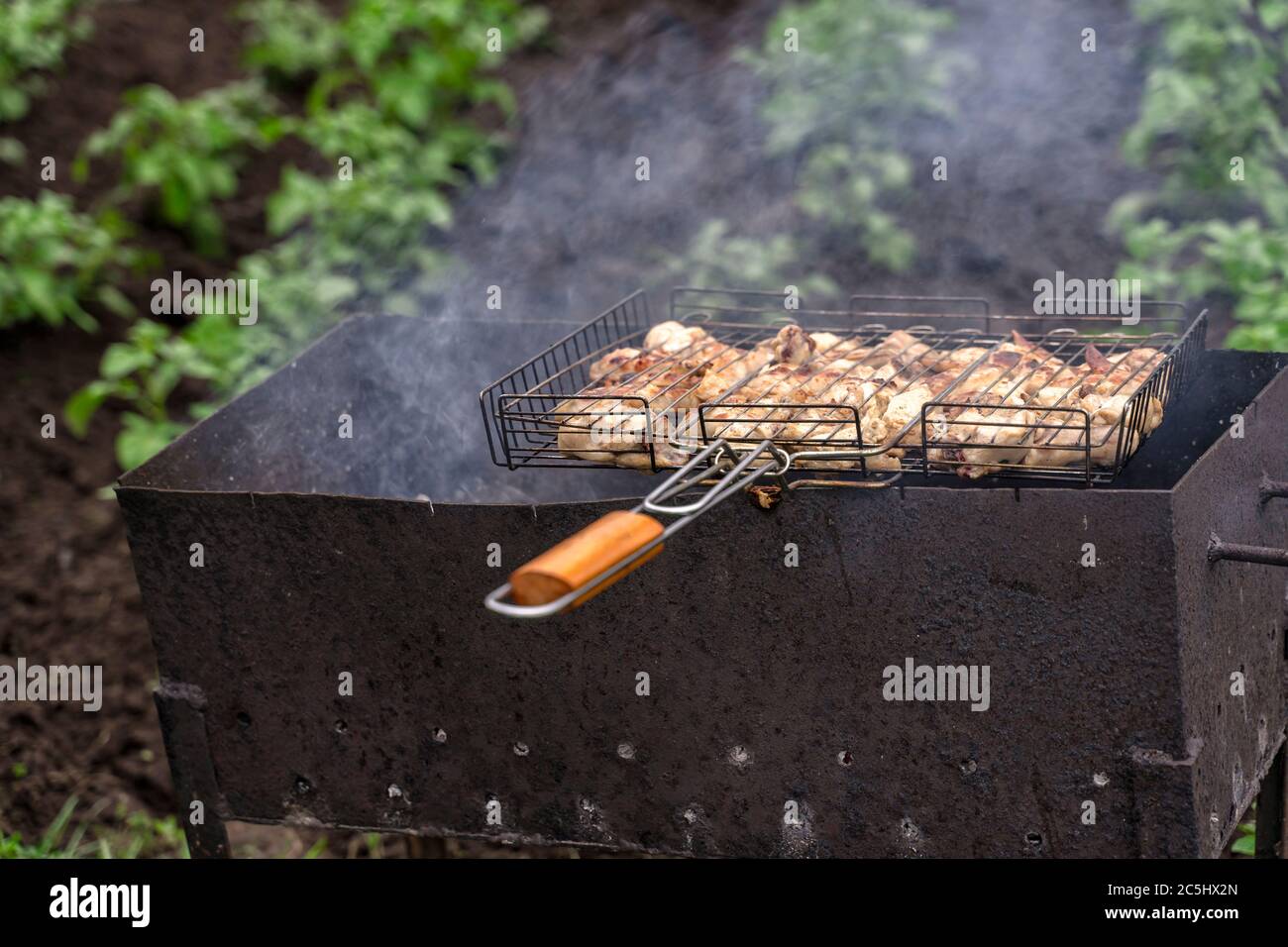Open air barbecue hi-res stock photography and images - Alamy
