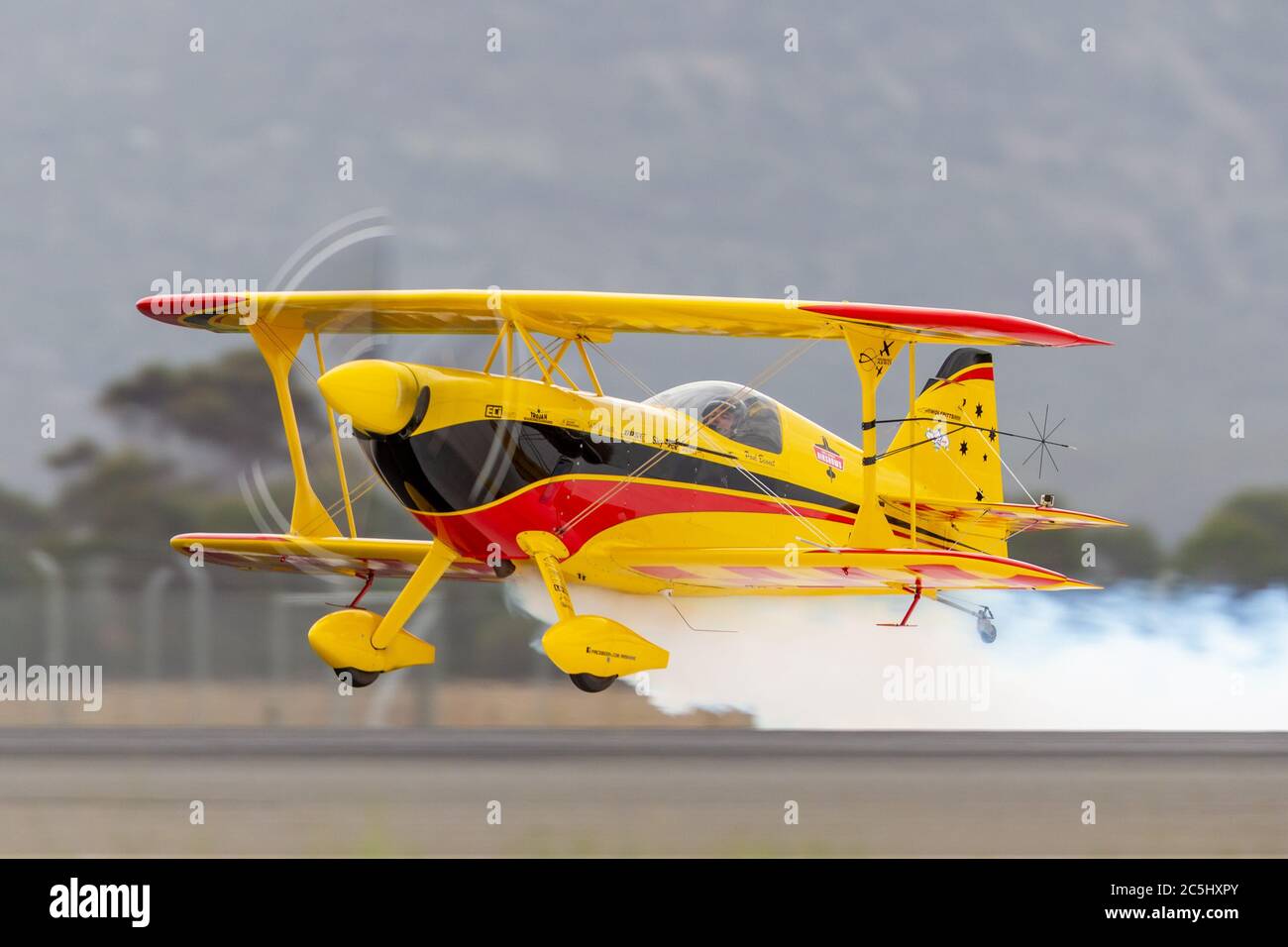 Australian aerobatic pilot Paul Bennet flying his Wolf Pitts Pro ...