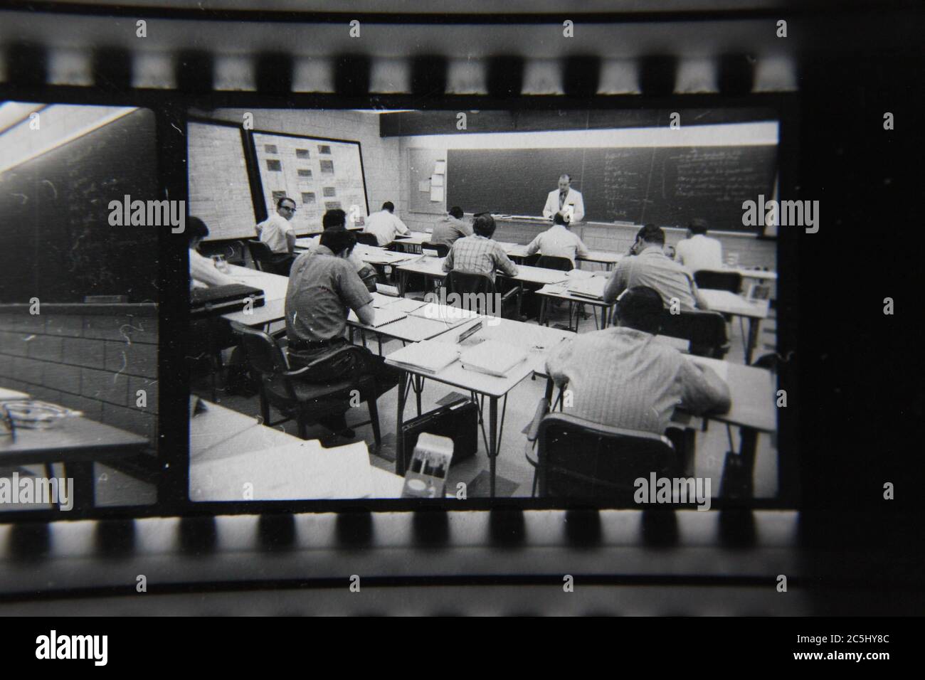 Classroom 1970s high school hi-res stock photography and images - Alamy