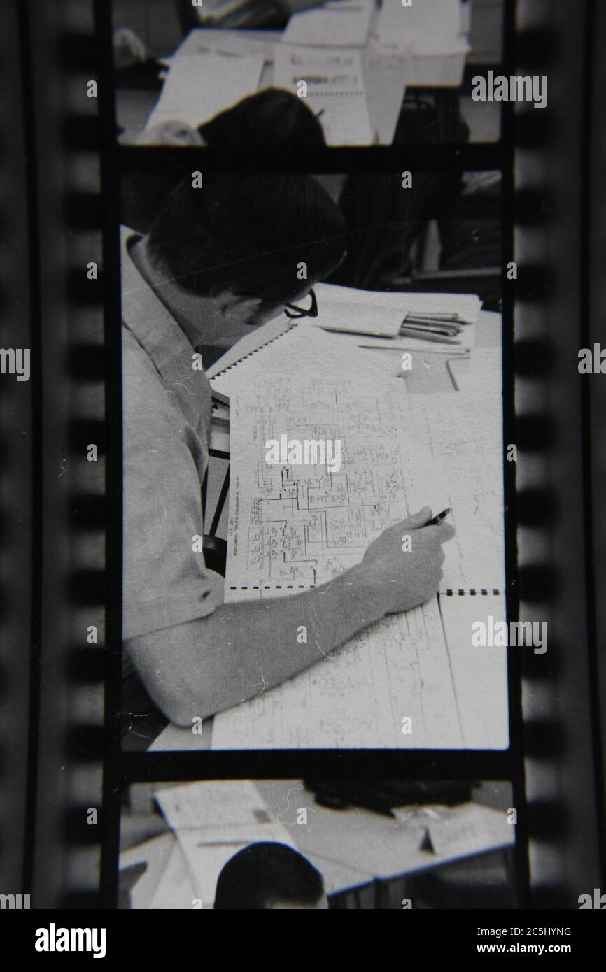 Man writing thinking 1970s hi-res stock photography and images - Alamy