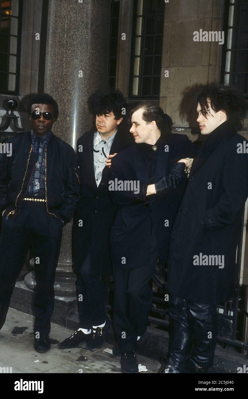 Andy Anderson, Laurence Tolhurst, Porl Thompson and Robert Swithh from ...