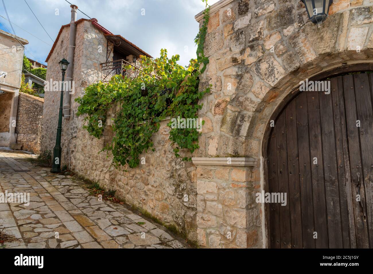 Typical greek house hi-res stock photography and images - Alamy
