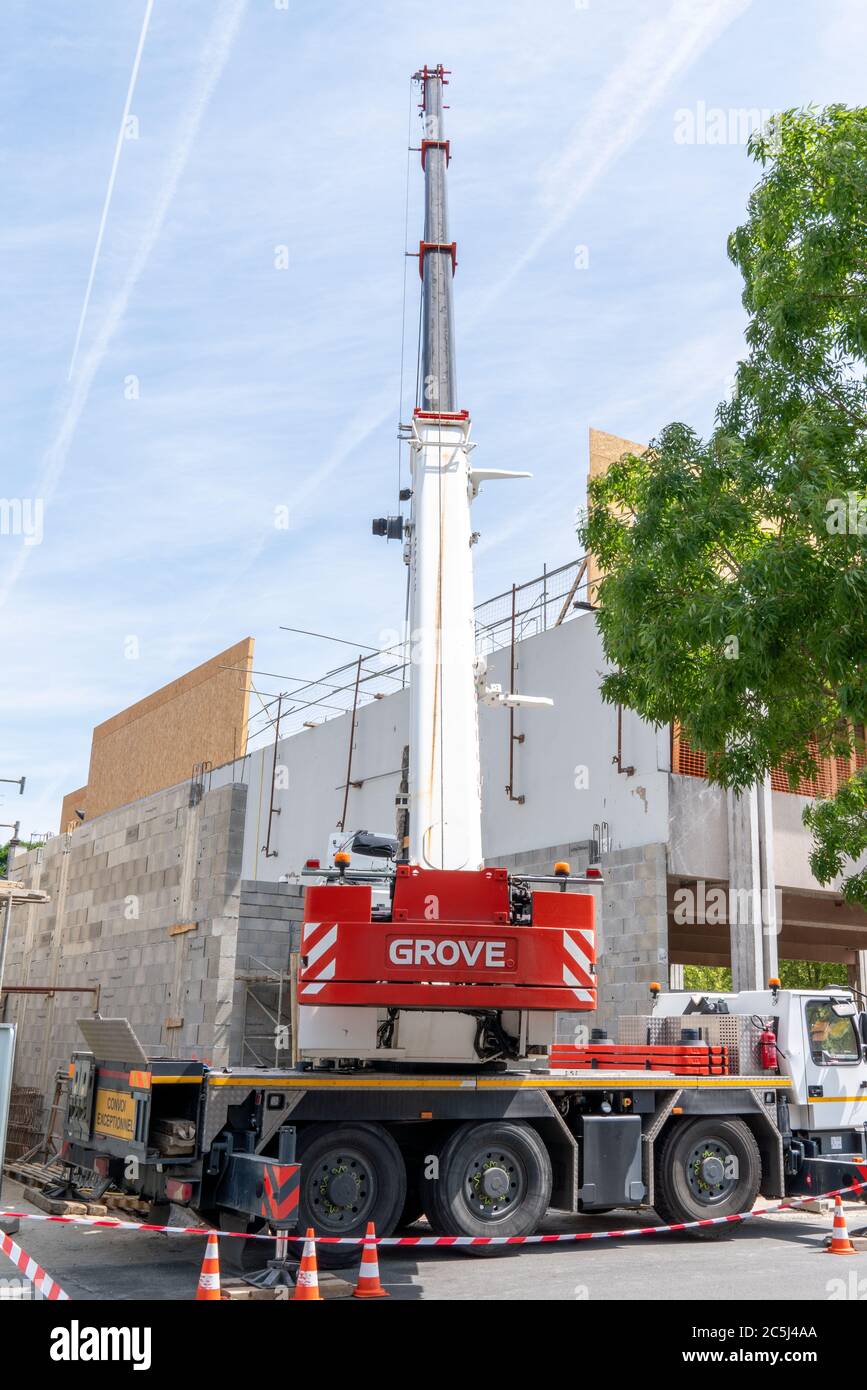 Forklift rental hi-res stock photography and images - Alamy