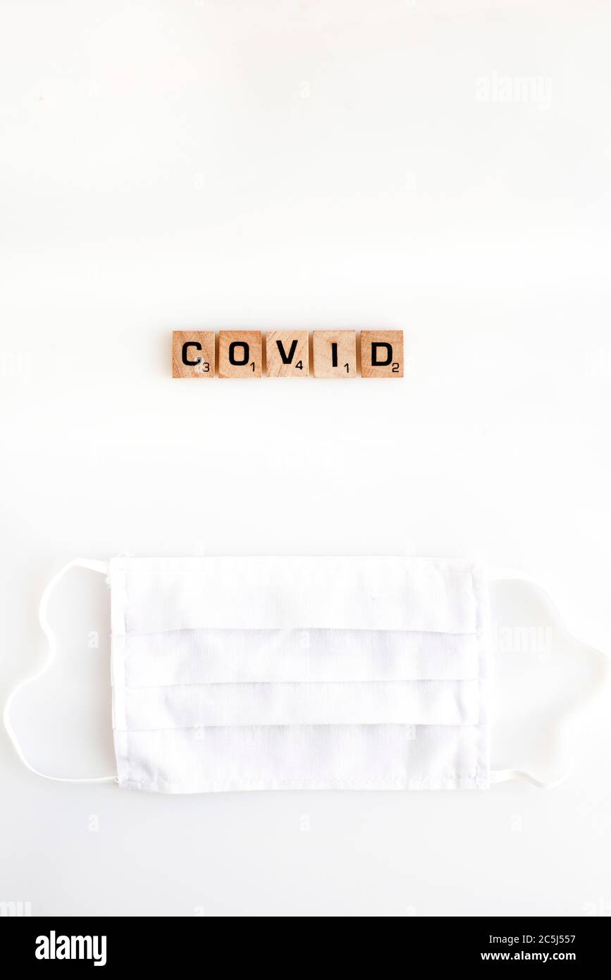 Covid curve hi-res stock photography and images - Alamy