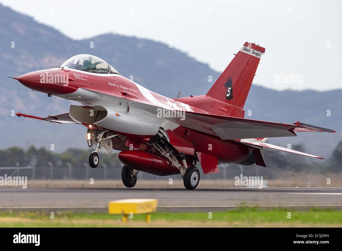 Republic of Singapore Air Force (RSAF) Lockheed Martin F-16CJ Fighting ...
