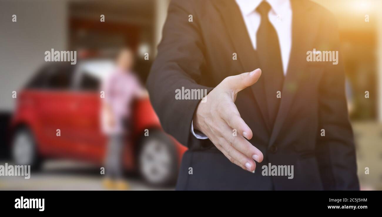 Welcome handshake hi-res stock photography and images - Alamy