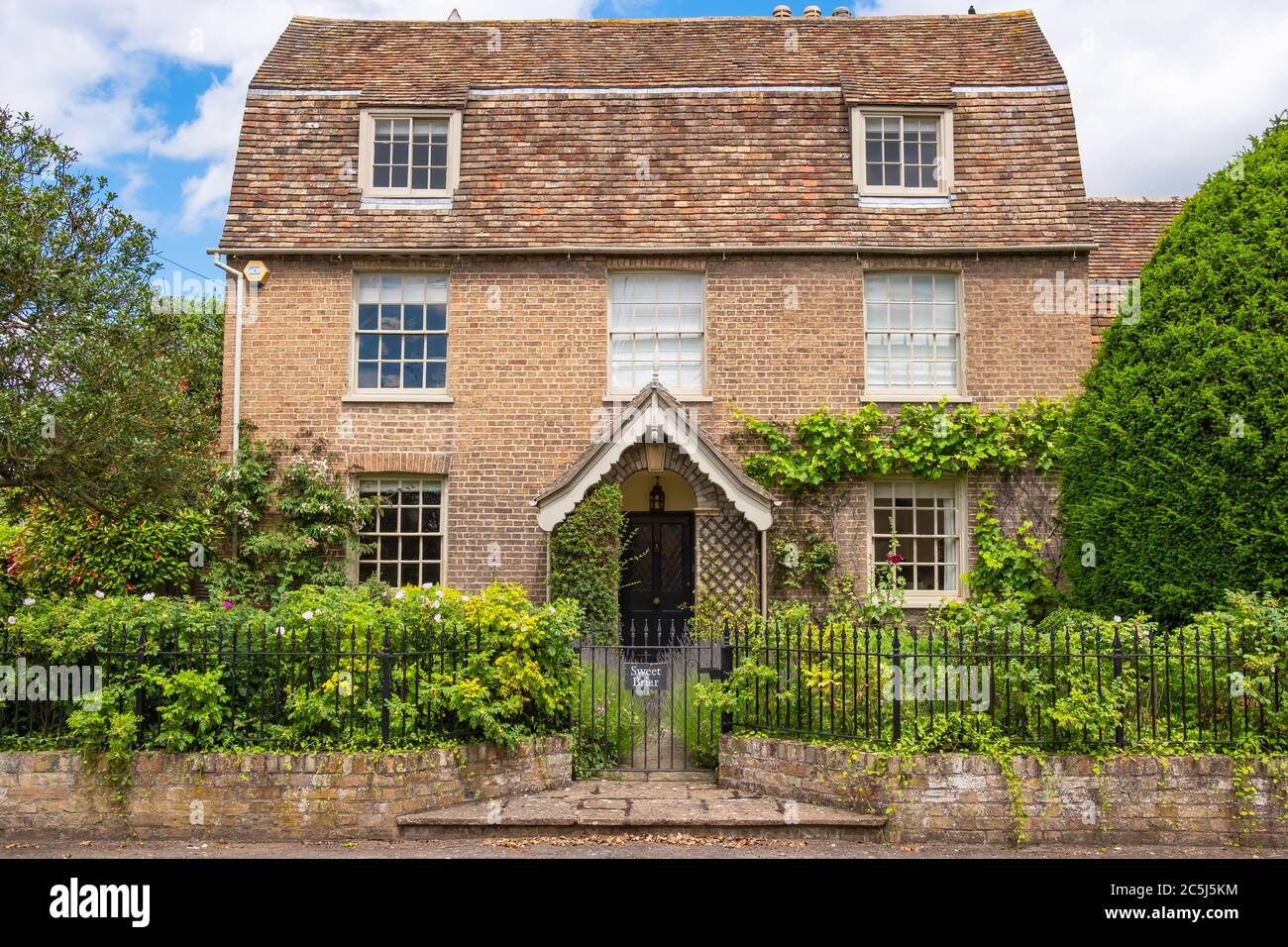 Impressive and well-maintained large detached period property seen in ...