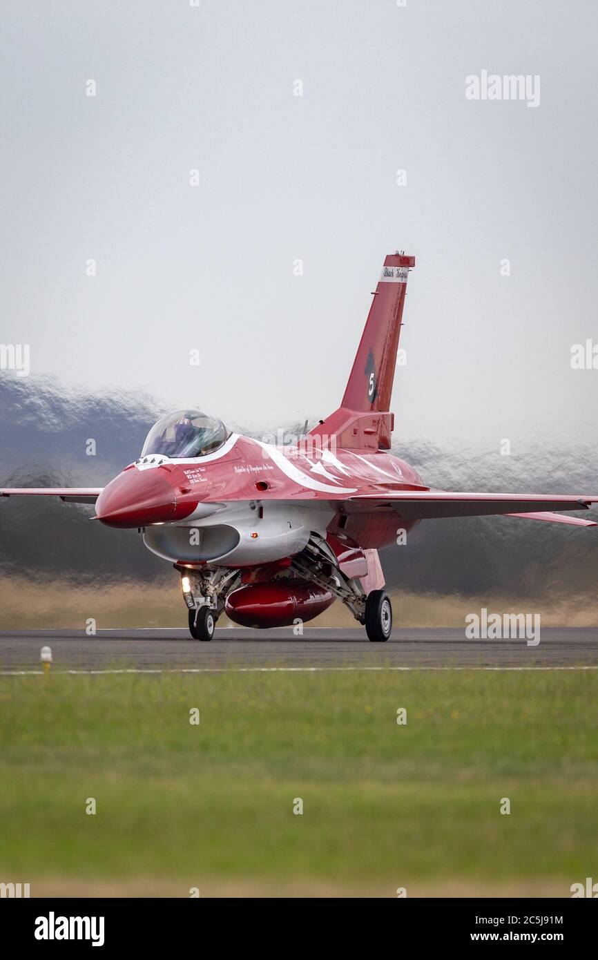 Republic of Singapore Air Force (RSAF) Lockheed Martin F-16CJ Fighting ...