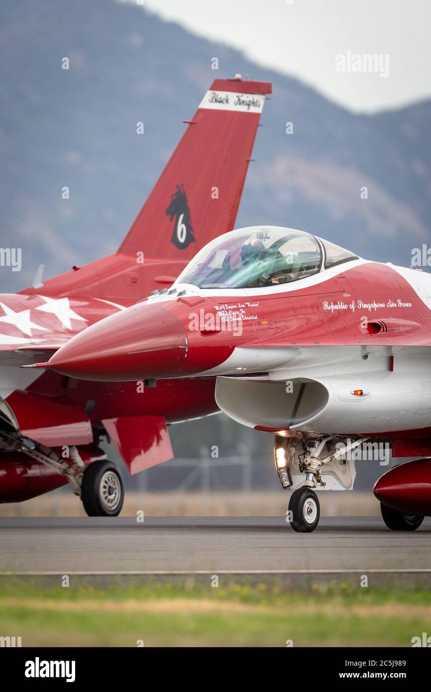 Republic of Singapore Air Force (RSAF) Lockheed Martin F-16CJ Fighting ...