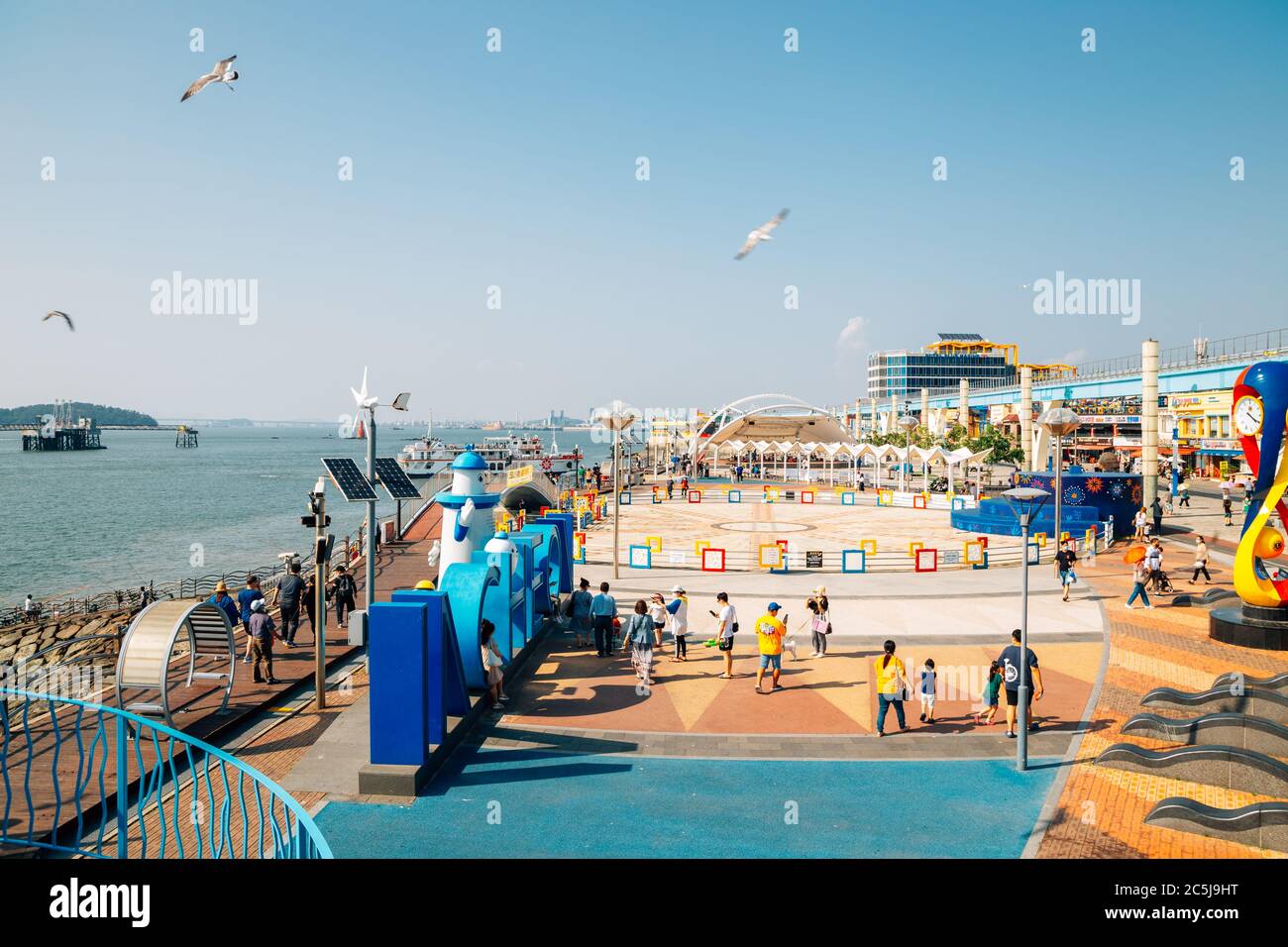Wolmido amusement park hi-res stock photography and images - Alamy