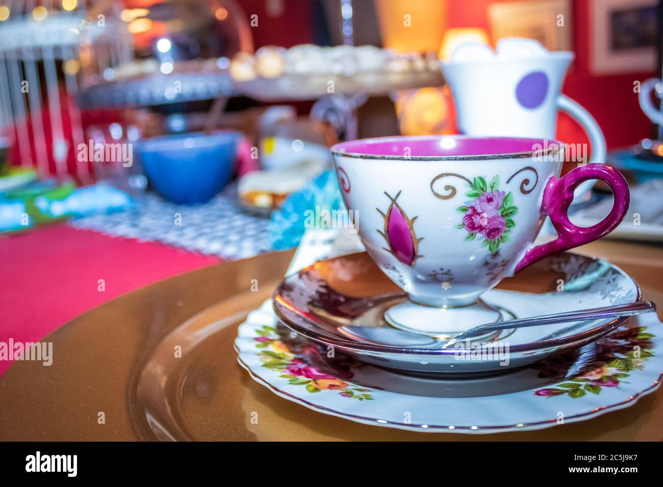 Fancy Tea Cups And Saucers