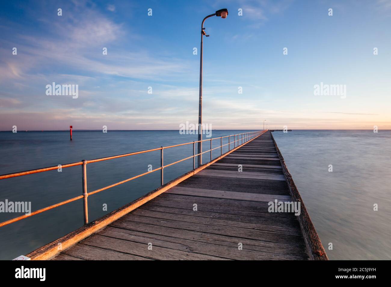 Rye pier hi-res stock photography and images - Alamy