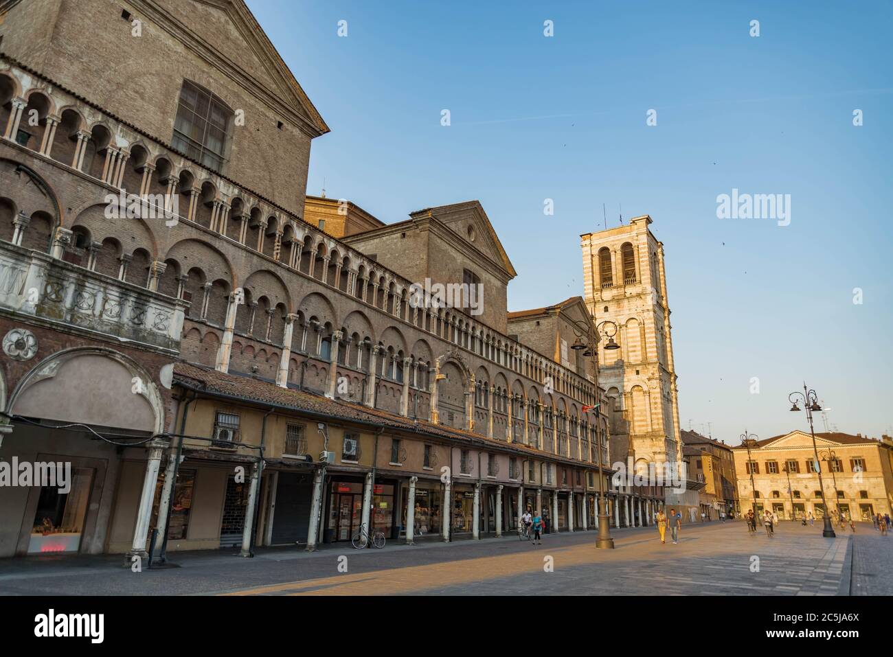 Piazza della Cattedrale the central square of Ferrara, Italy Stock ...