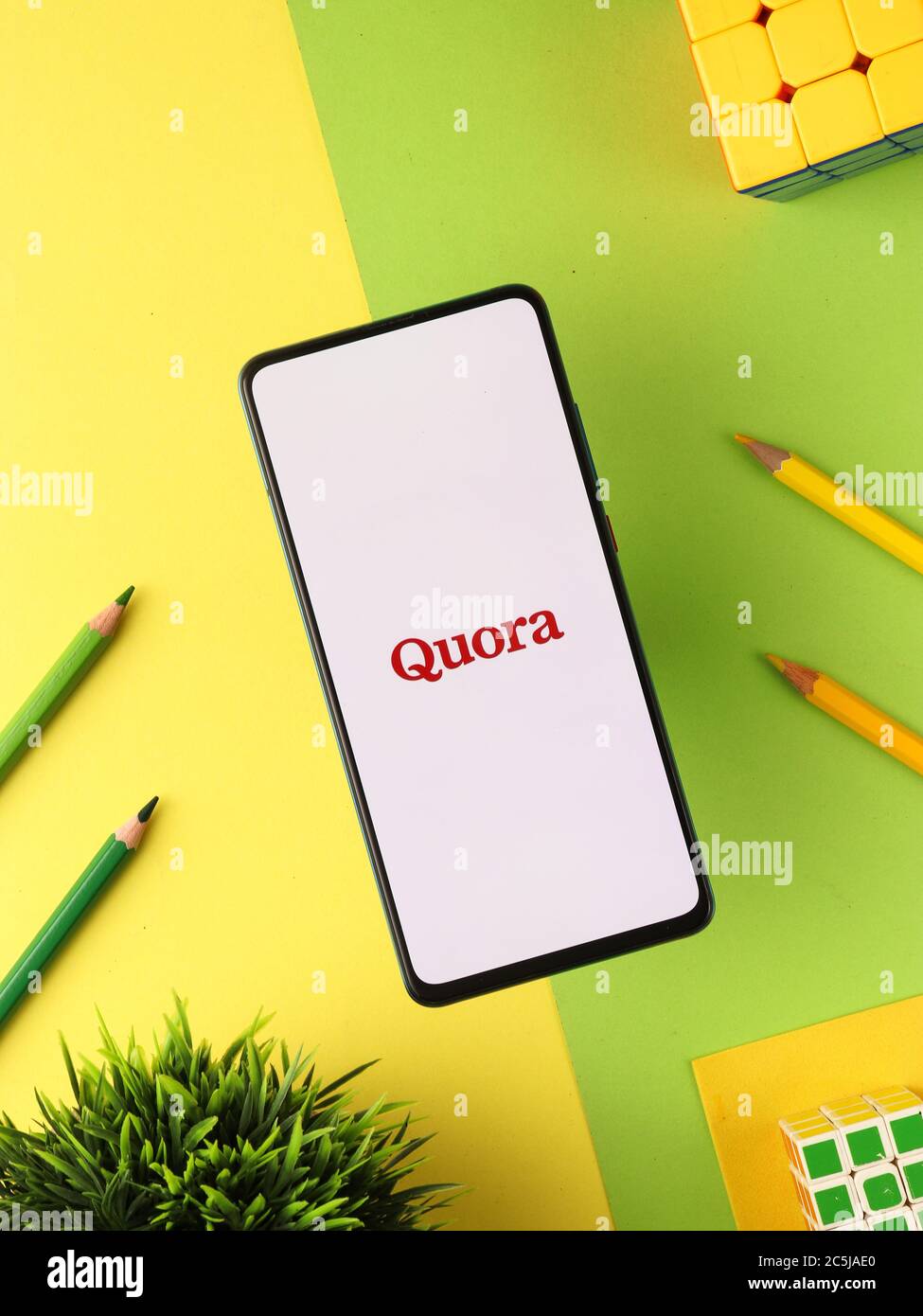 Quora platform hi-res stock photography and images - Alamy