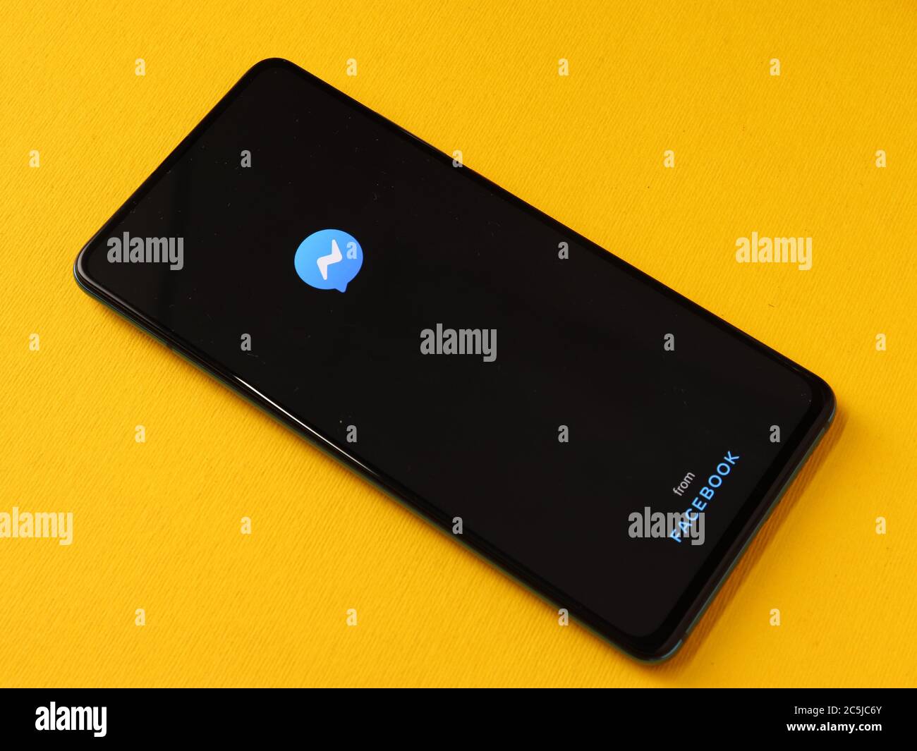 Facebook message bubble hi-res stock photography and images - Alamy