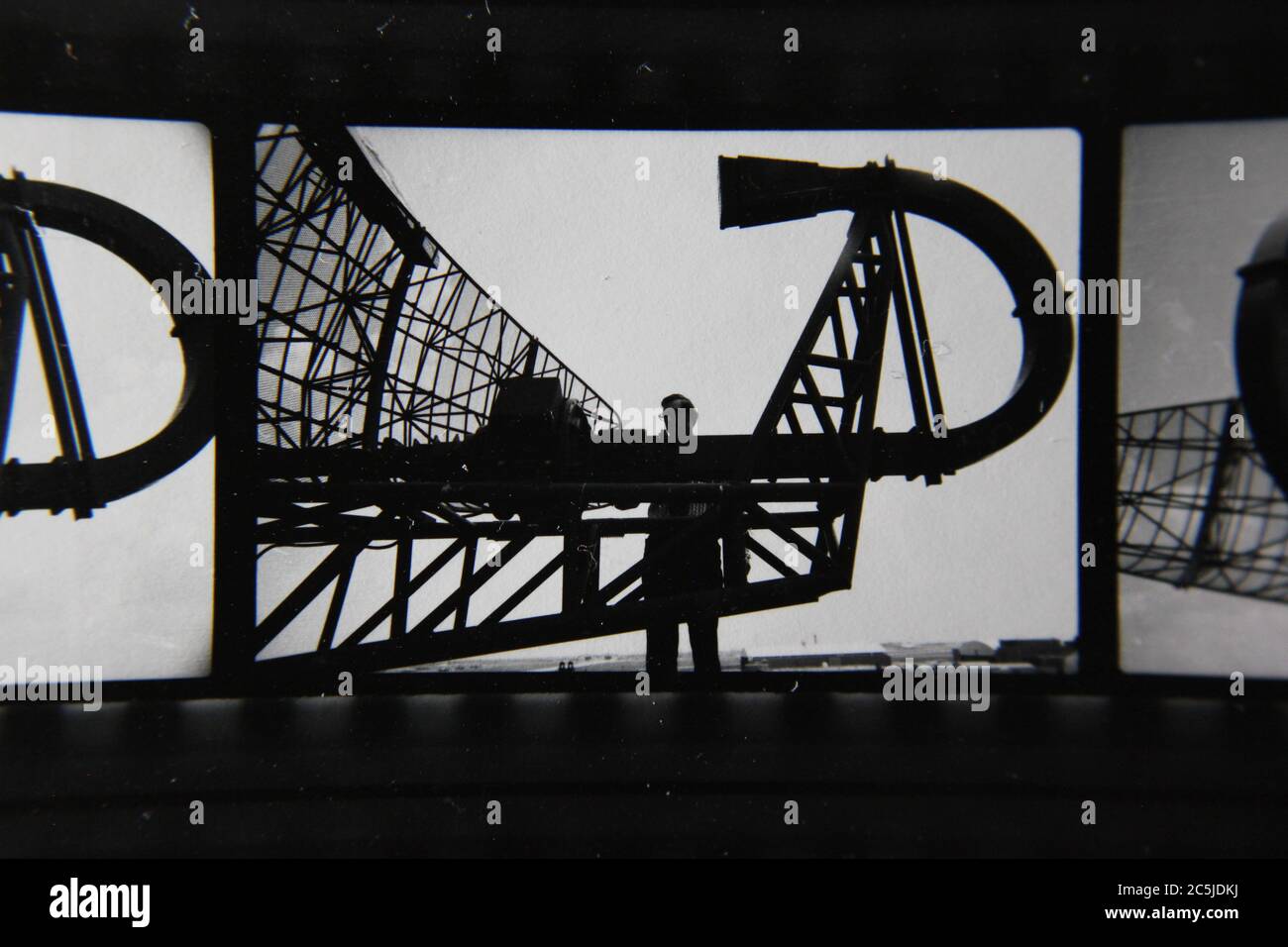 Airport radar 1970s hi-res stock photography and images - Alamy
