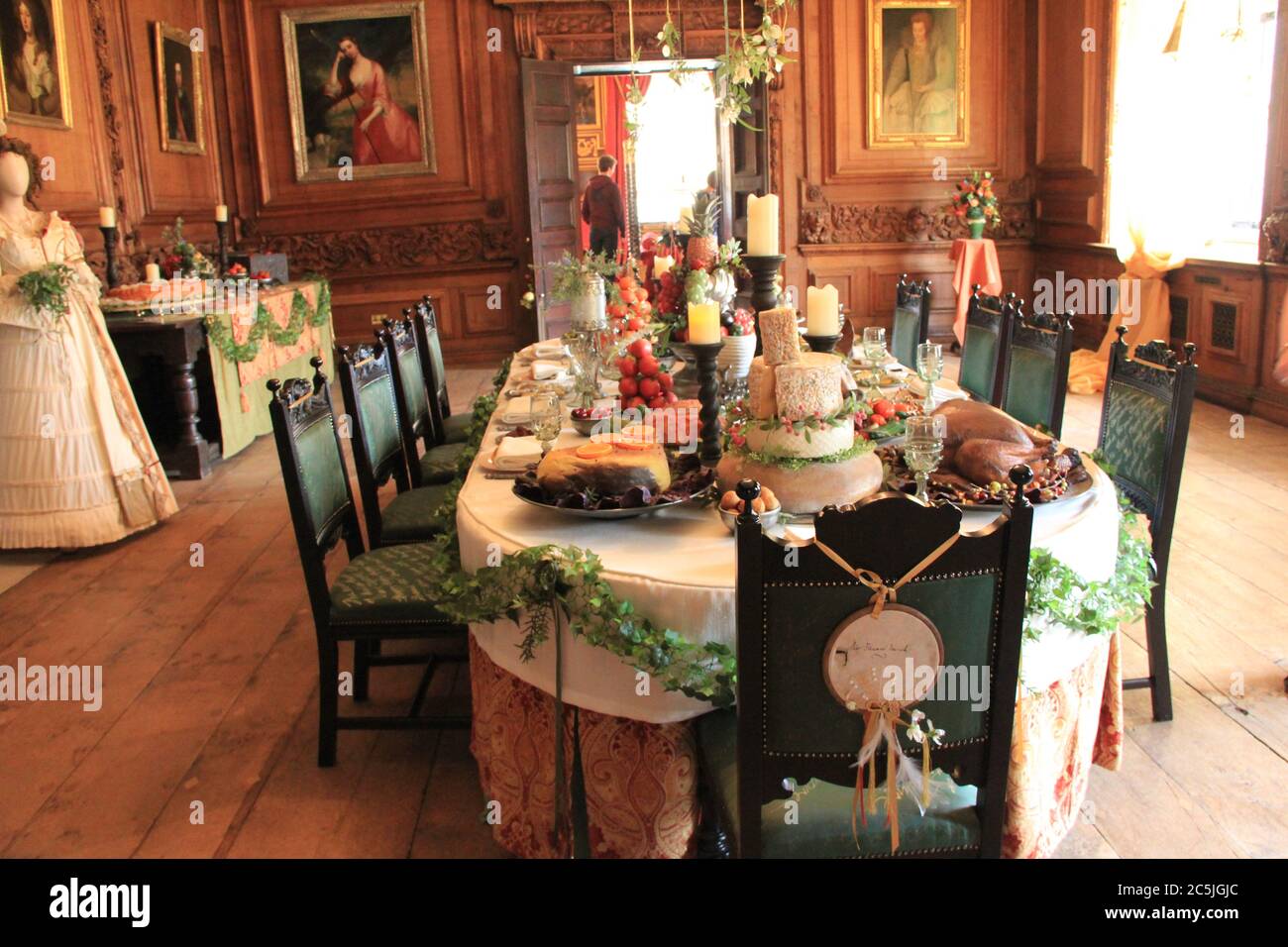 Garden at tredegar house hi-res stock photography and images - Alamy