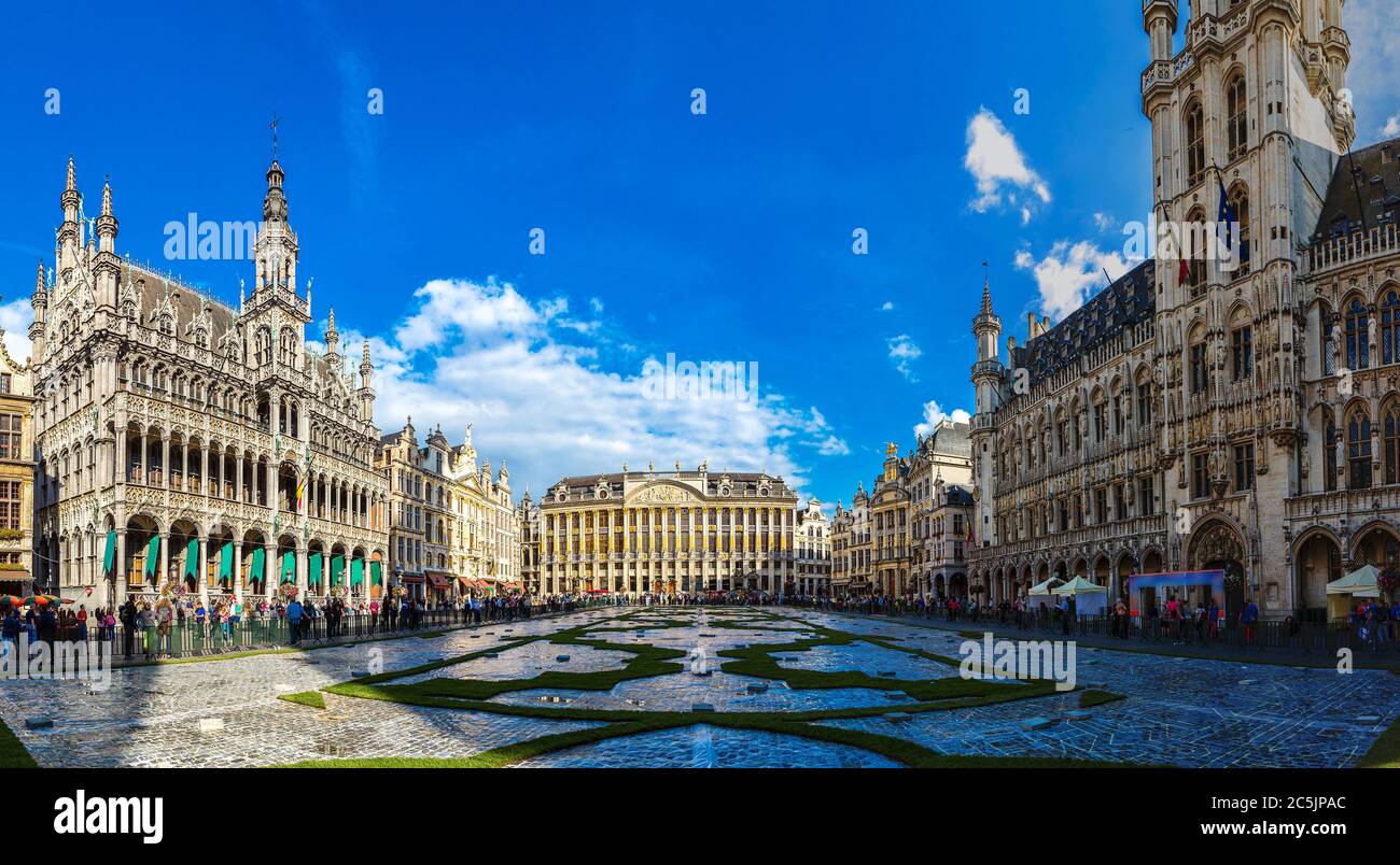 The Grand Place in a beautiful summer day in Brussels, Belgium Stock ...