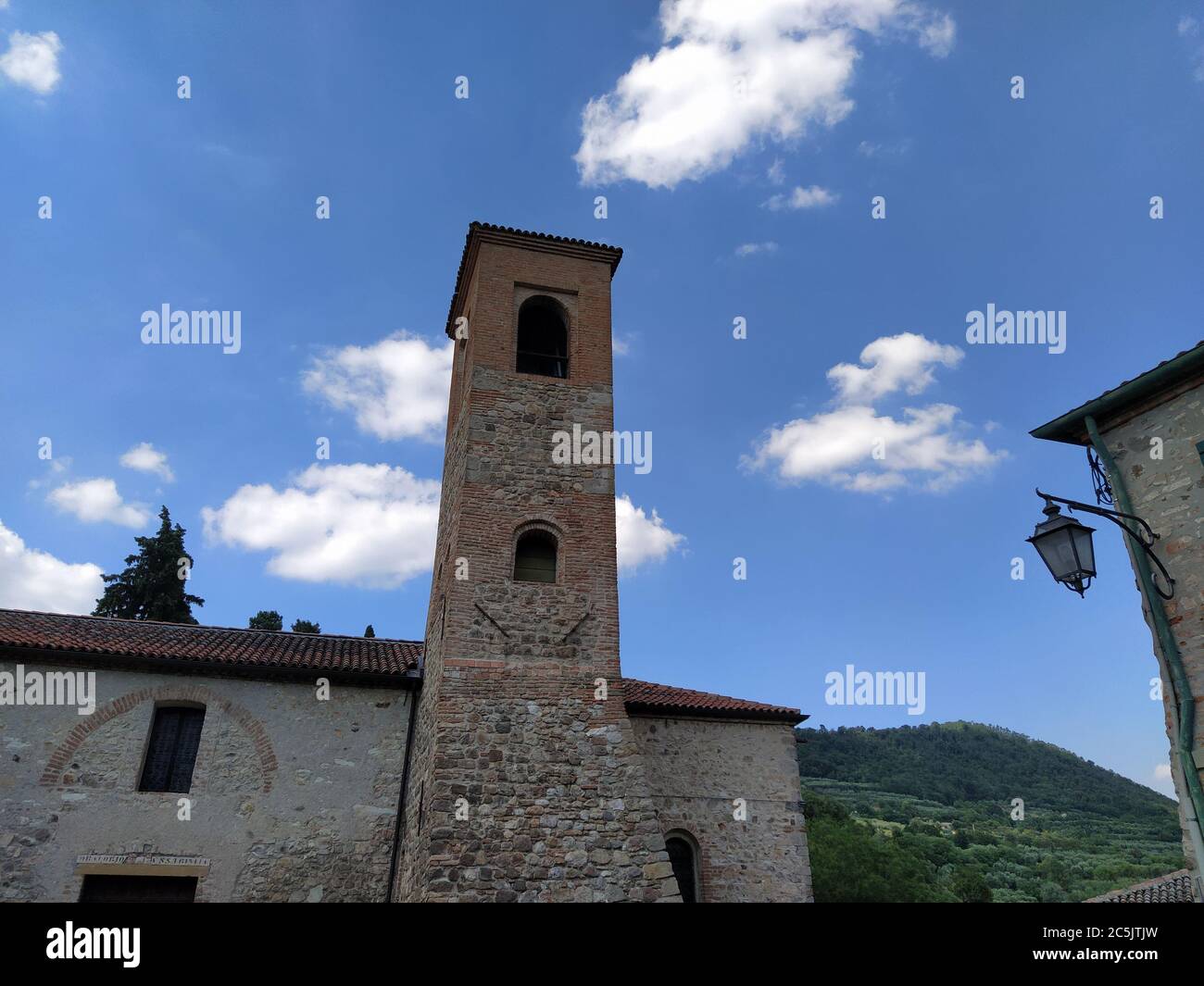 Petrarca tomb hi-res stock photography and images - Alamy
