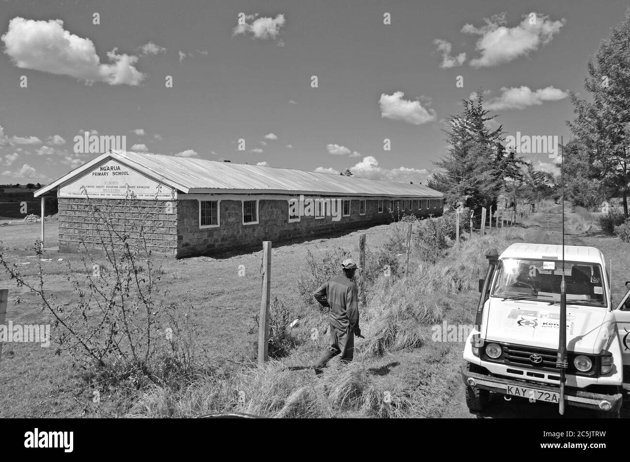 Bad roads in kenya hi-res stock photography and images - Alamy