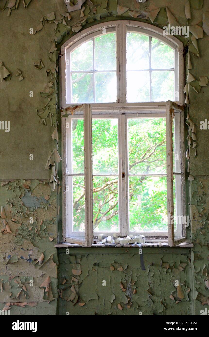 Old inside hi-res stock photography and images - Alamy