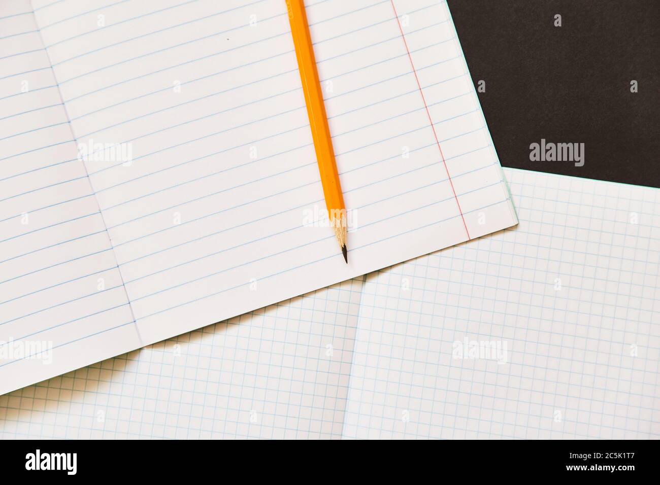 Blank double page spread hi-res stock photography and images - Alamy