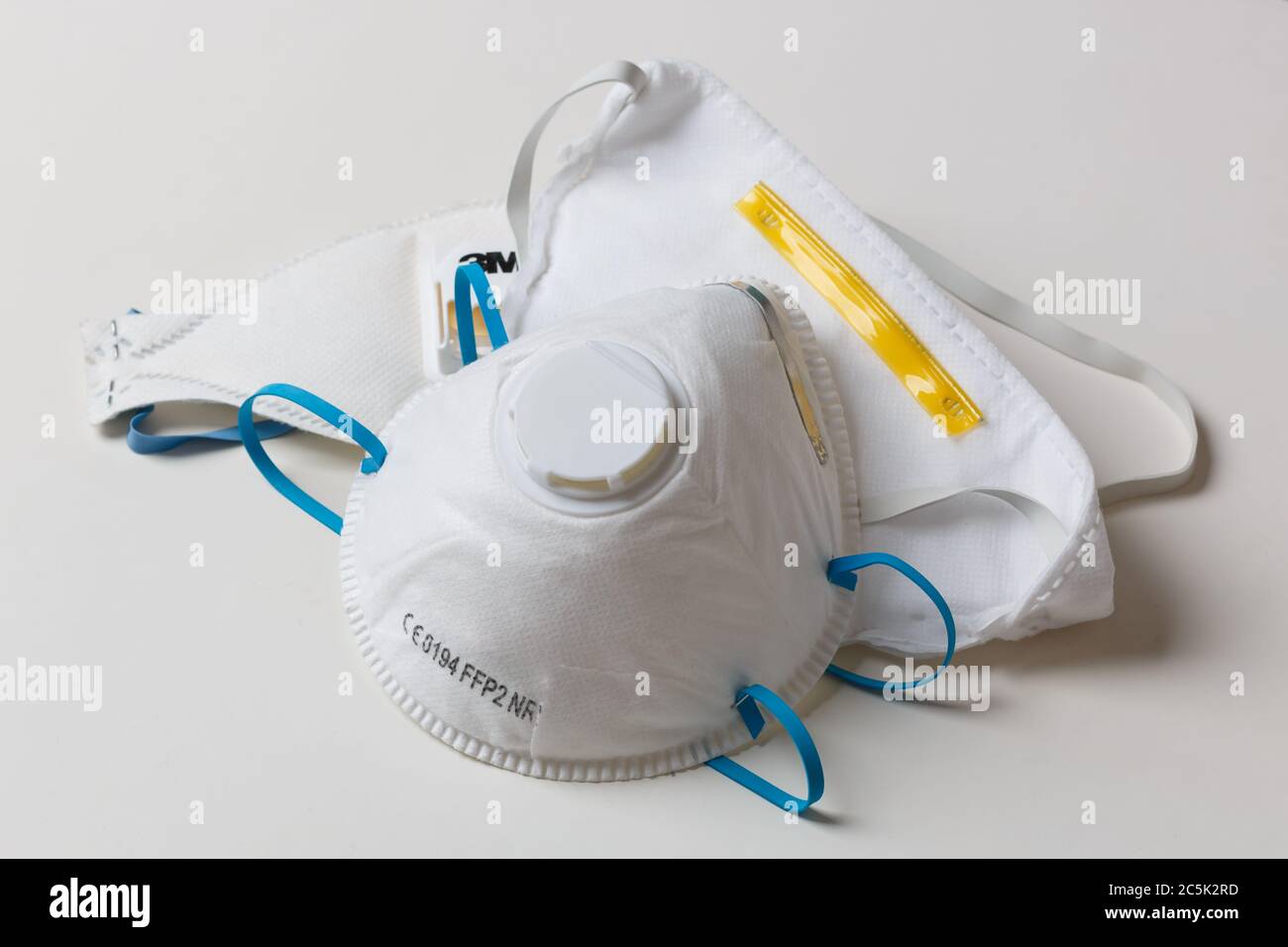 White ffp2 medical respiratory hi-res stock photography and images - Alamy