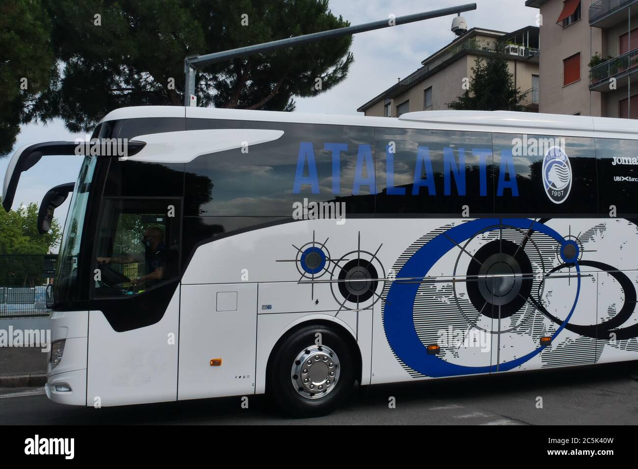 Pullman napoli hi-res stock photography and images - Alamy