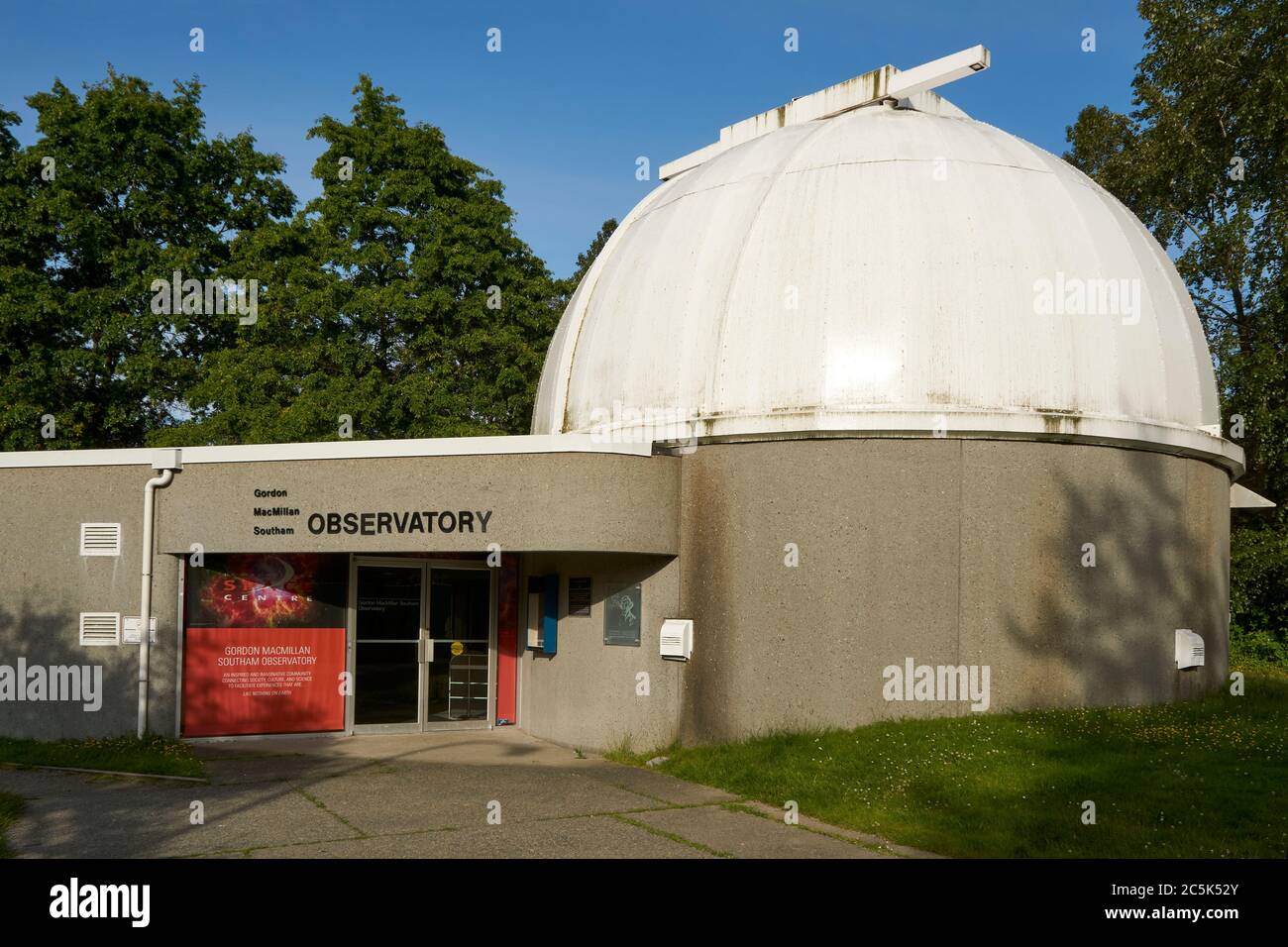 The Gordon MacMillan Southam Observatory in Vanier Park, Vancouver, BC ...