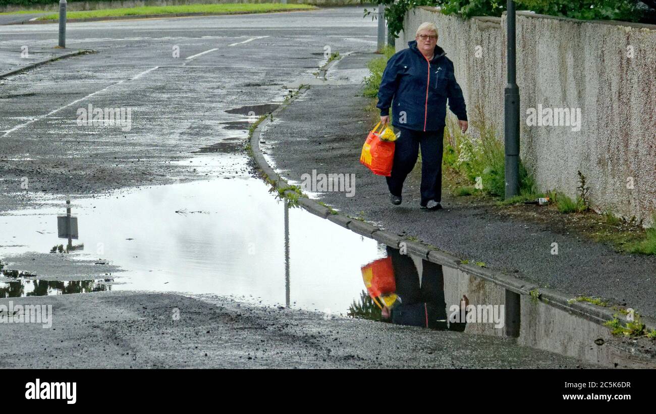 Glasgow, Scotland, UK 3rd July, 2020: UK Weather: Heavy rain and ...