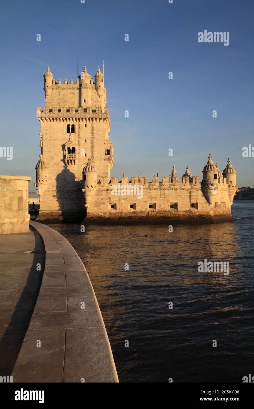 Famous gothic structures hi-res stock photography and images - Alamy