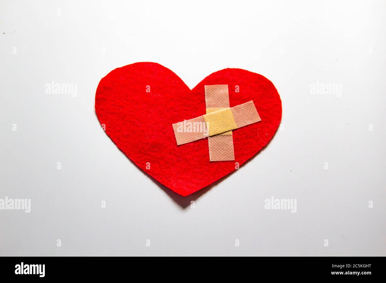 Broken love heart hi-res stock photography and images - Alamy